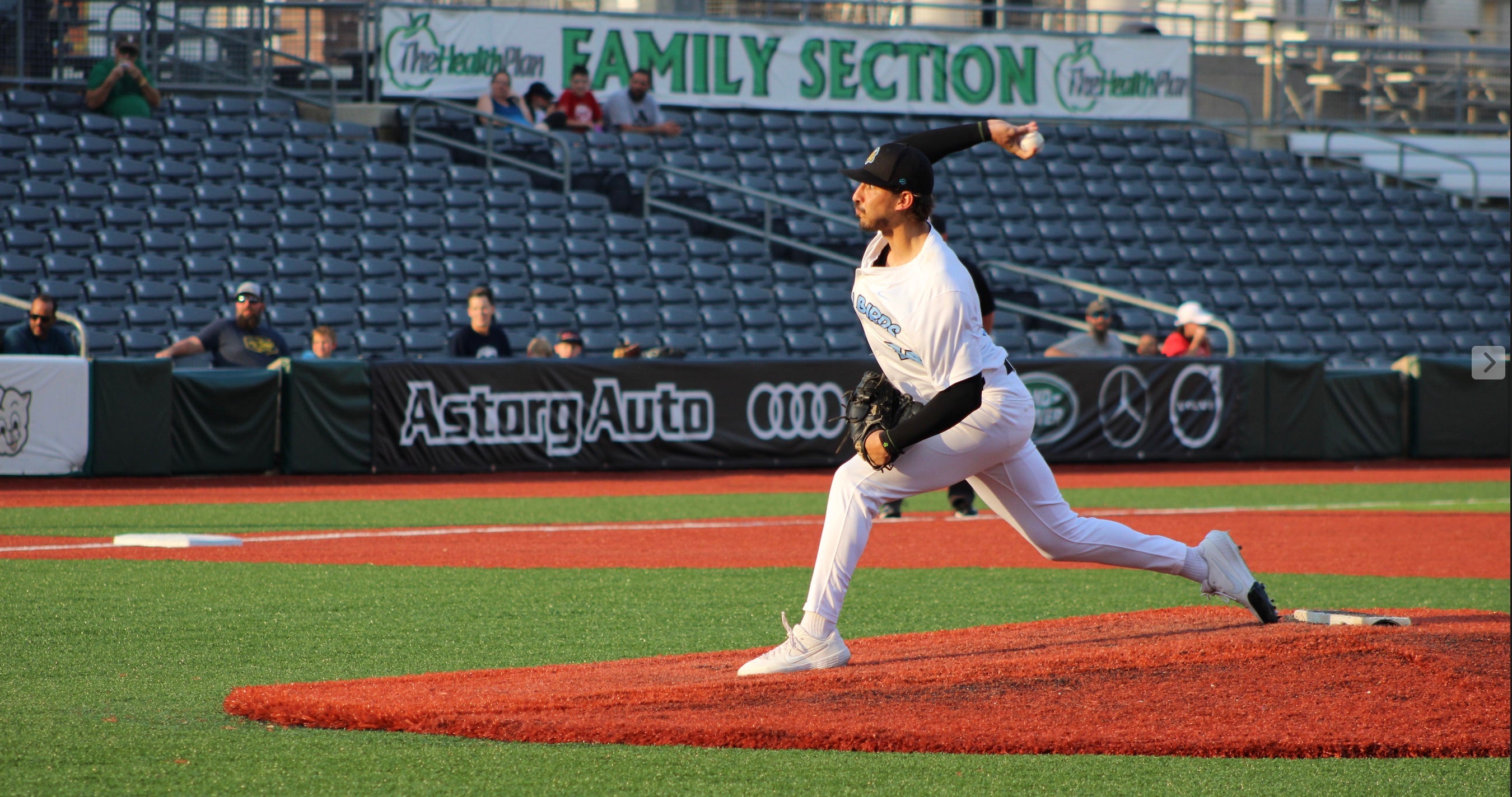 DIRTY BIRDS TAKE GAME ONE IN CRUCIAL WEEKEND SERIES – Charleston Dirty ...