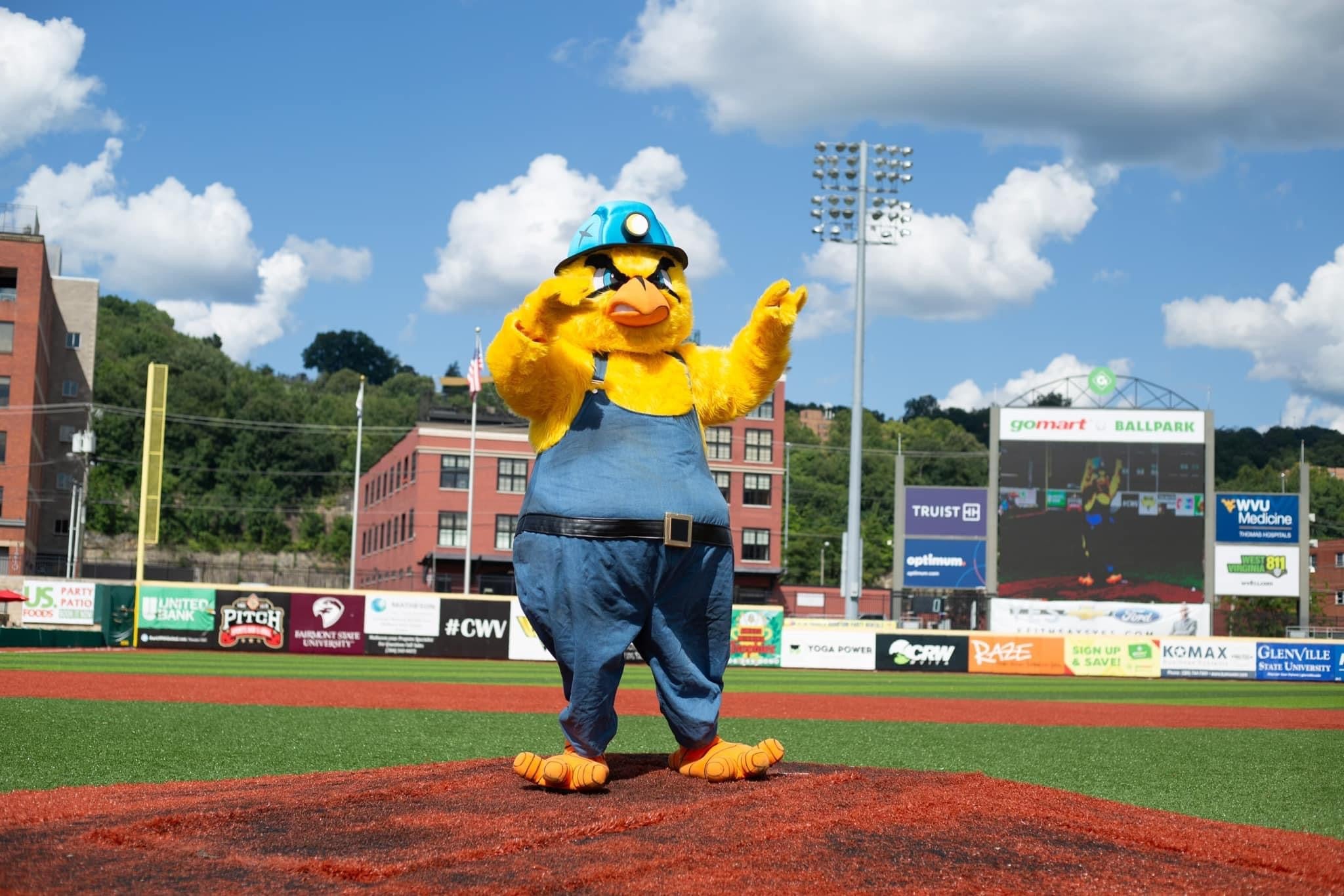 Community Involvement – Charleston Dirty Birds